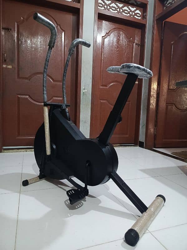 Exercise Cycle 2 In 1 - Gym & Fitness - 1100602707