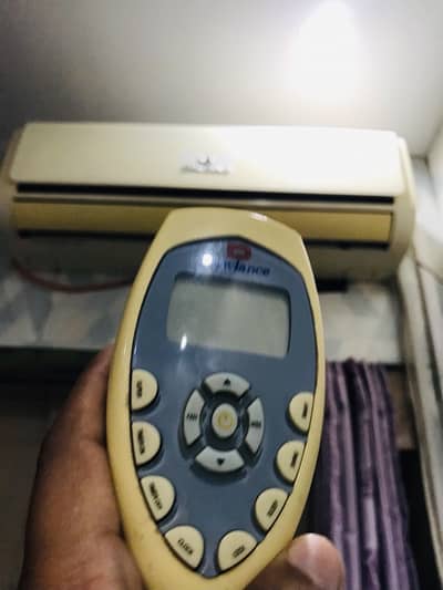 dawlance split ac - Air Conditioners - 1100702144