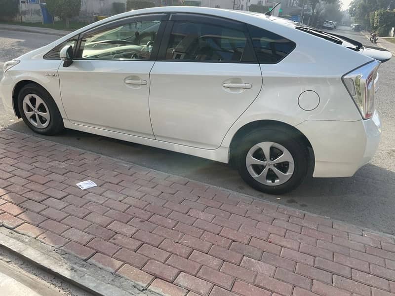 Toyota Prius 2015 2018 import - Cars - 1100706145