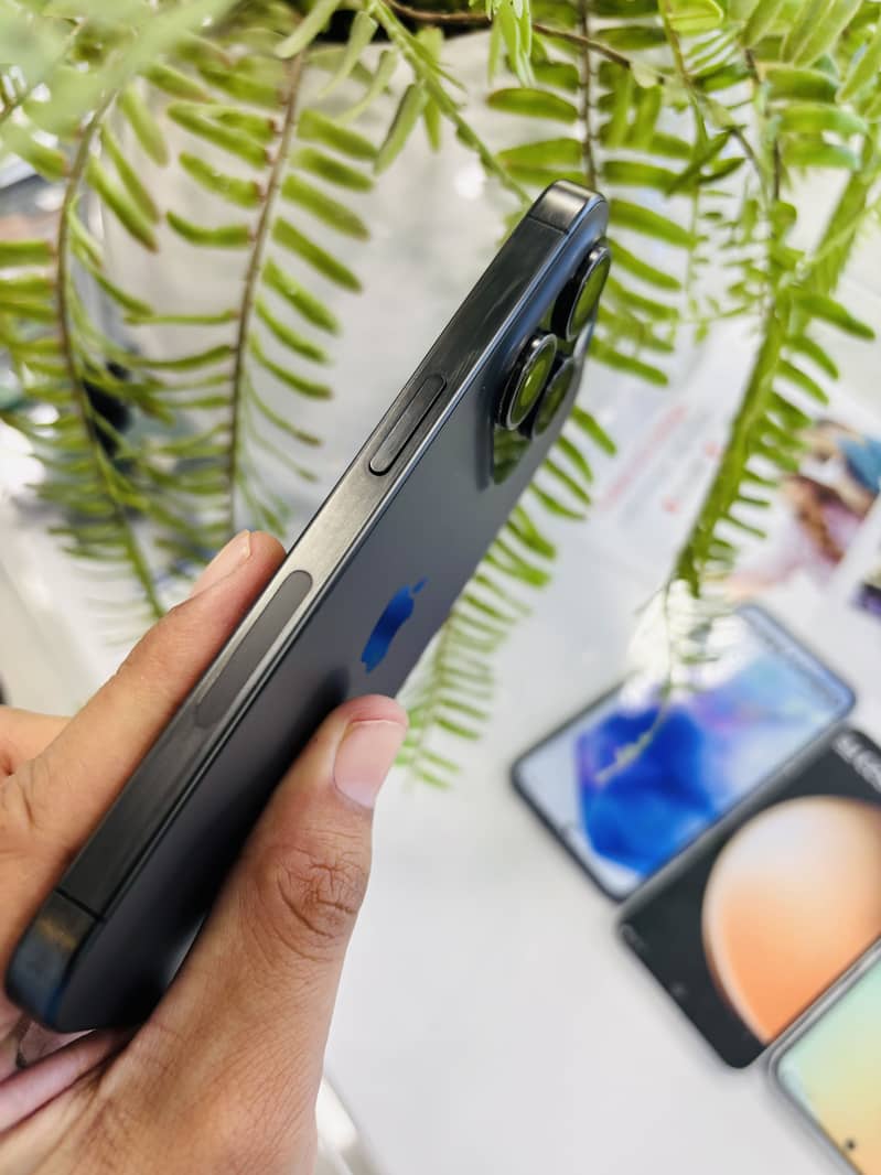 iPhone 15 Pro JV - Mobile Phones - 1100747517