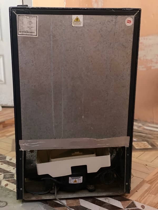 Dawlance room fridge - Mini - 1100758997