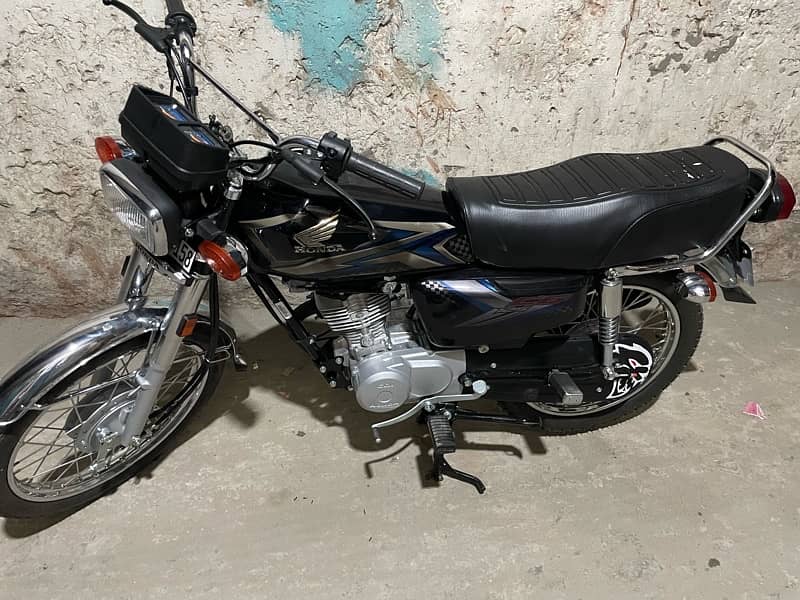 Honda CG 125 2025 Model - Standard - 1100801366