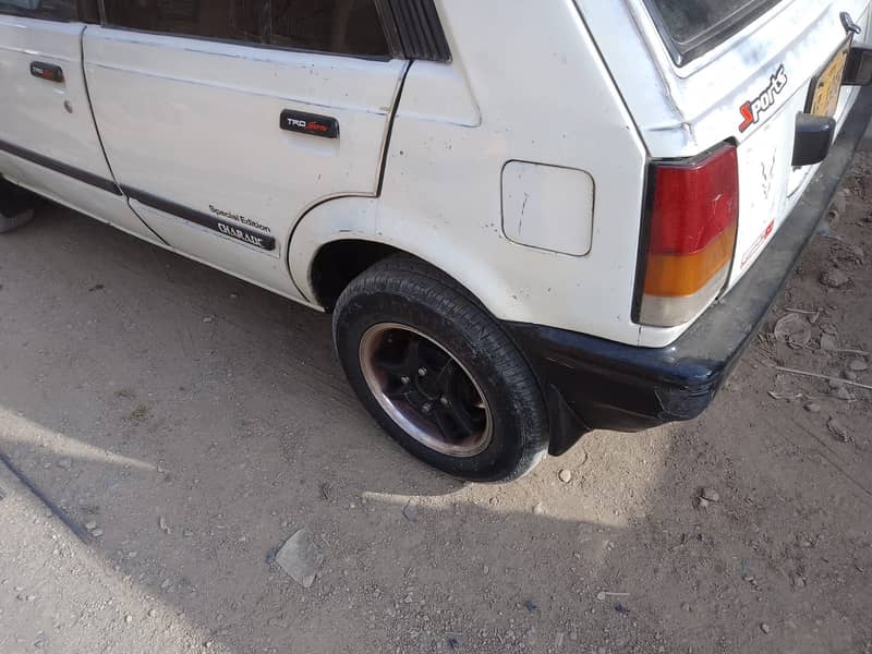 Daihatsu charade model 1986 - Cars - 1100807956