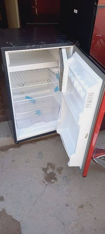 Dawlance mini fridge - Mini - 1100827169