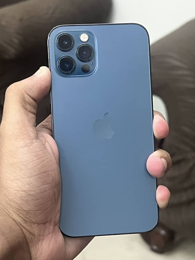 Iphone 12 pro with box - Mobile Phones - 1100915171
