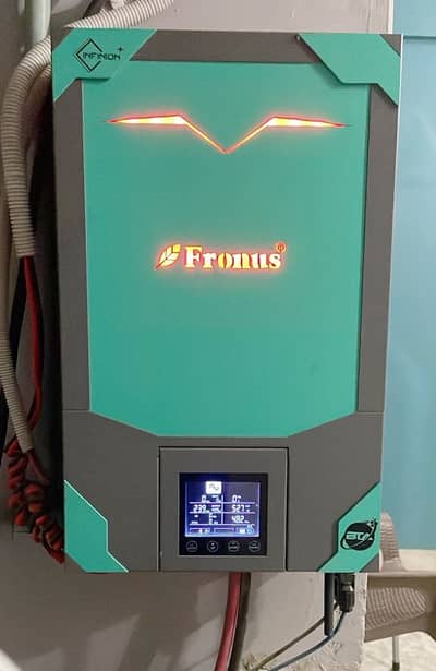 Fronus INFINEON Plus 6 KW - Solar Inverter - 1100942378