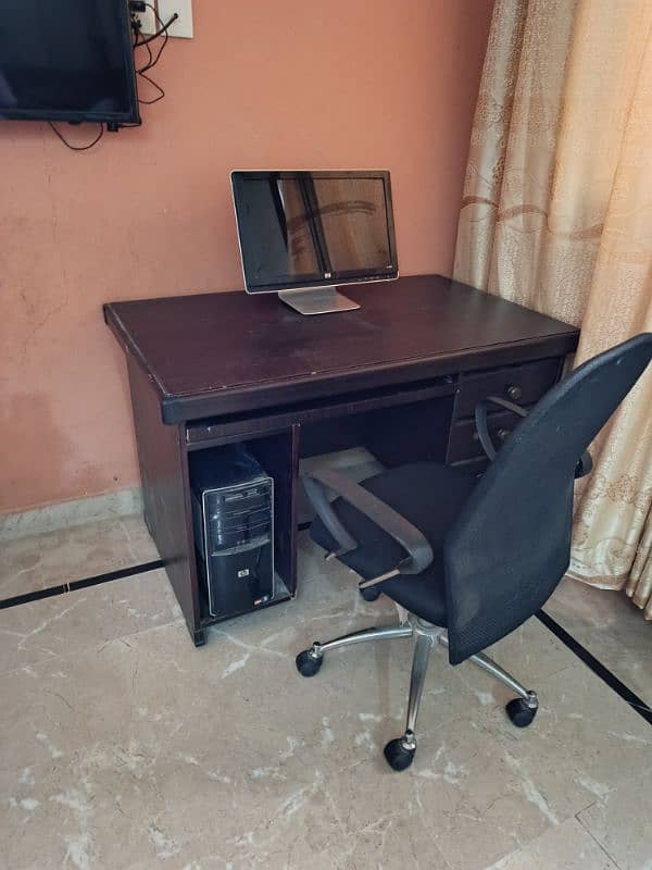 Computer Table and Chair - Tables & Dining - 1101023742
