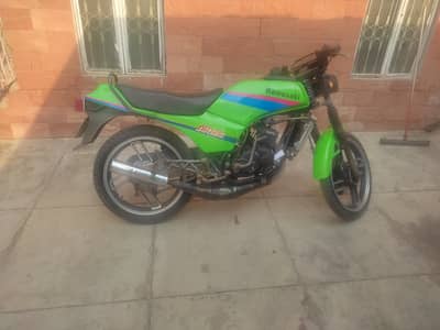 UK model Kawasaki Ar 125 6 gear racing bike all original merey naam pr ...