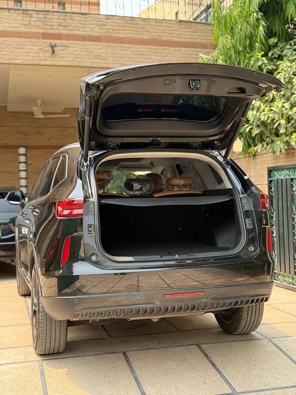 Haval H6 2022 HEV Top of the line Black. - Cars - 1101046374