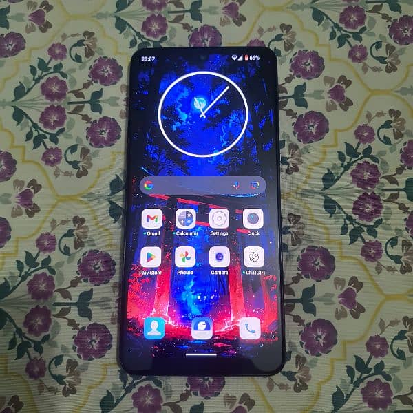 Sharp Aquos Basic 5G - Mobile Phones - 1101093407