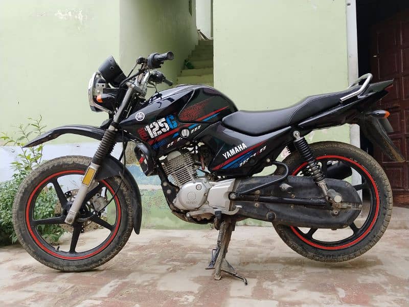 Yamaha YBR 125 G - Standard - 1101104066