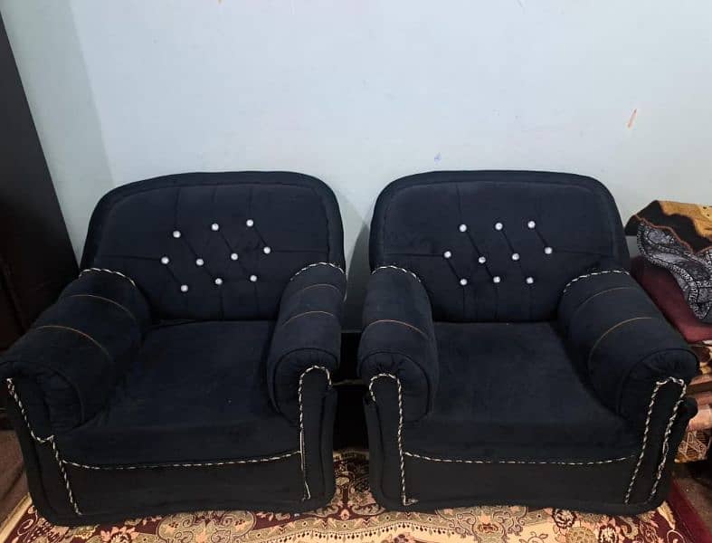 slightly used sofa set urgent sale - Sofas - 1101216882