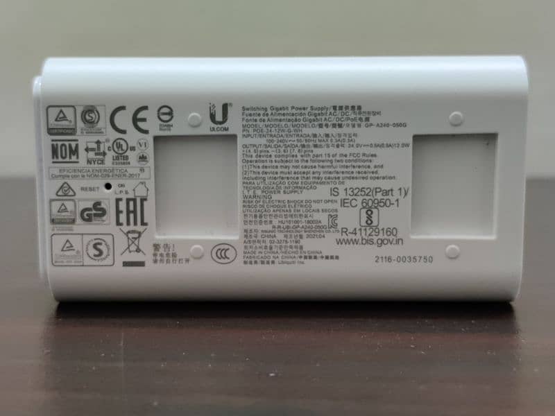 UNIFI POE INJECTOR - Networking - 1101223342