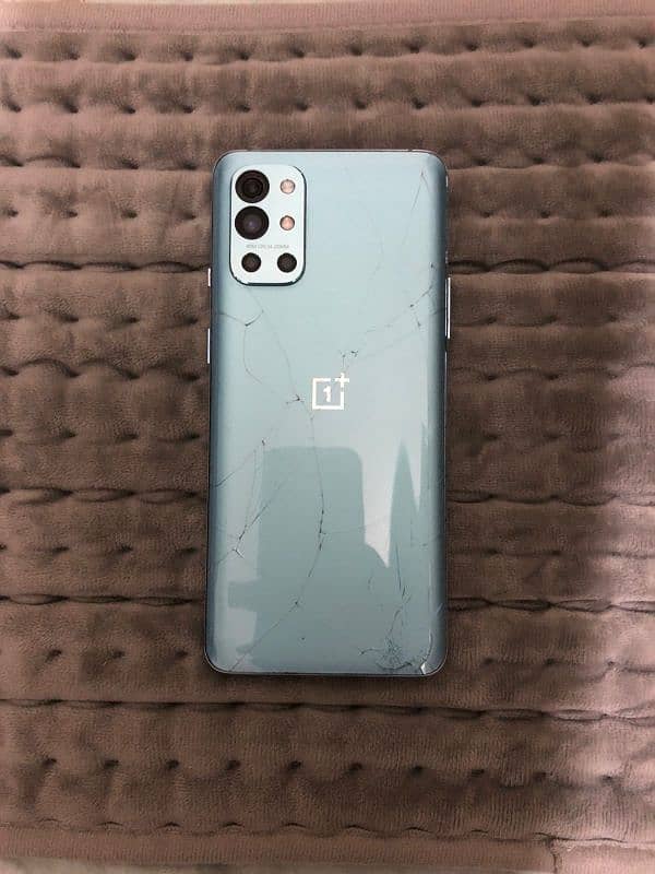 OnePlus 9r - Mobile Phones - 1101283107