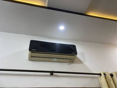 Orient Pattern Ac - Air Conditioners - 1101287727