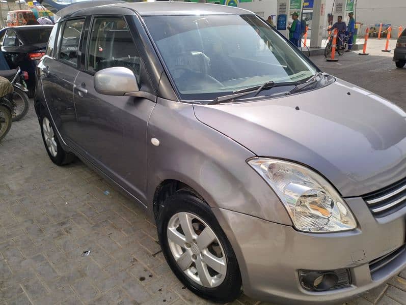 Suzuki Swift Automatic - Cars - 1101167632