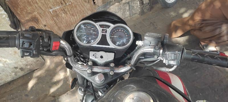Honda CB150 - Standard - 1101302949