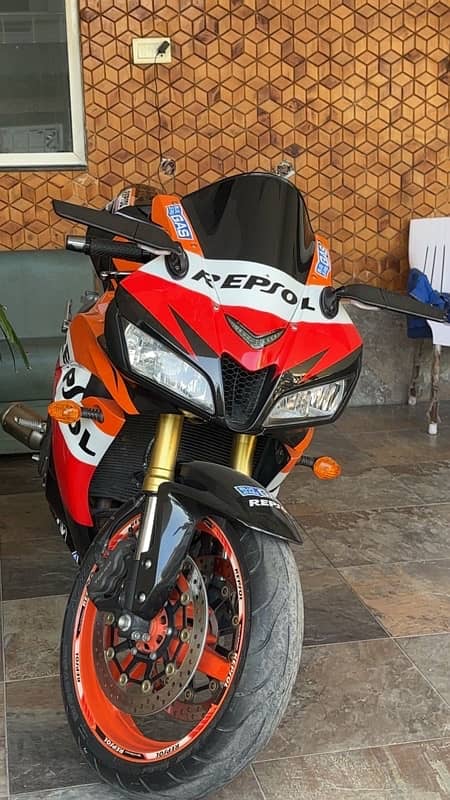 honda cbr repsol - Sports & Heavy Bikes - 1101426207