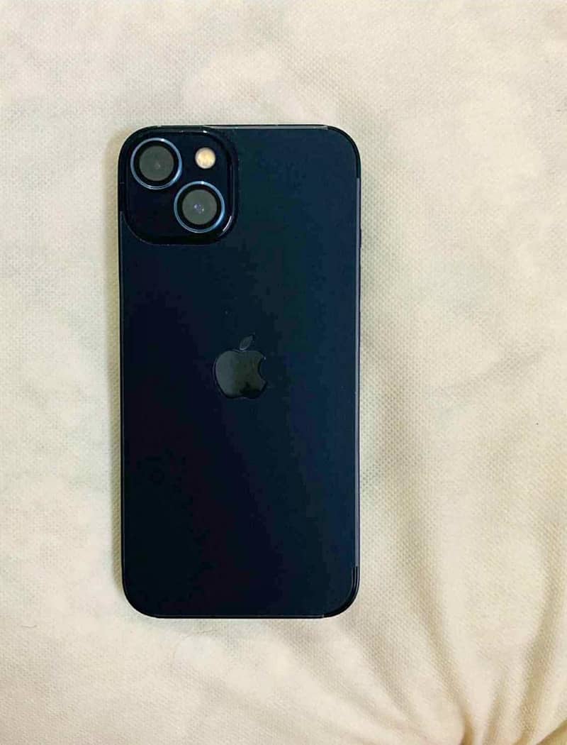Apple iPhone 13 - Mobile Phones - 1101530311