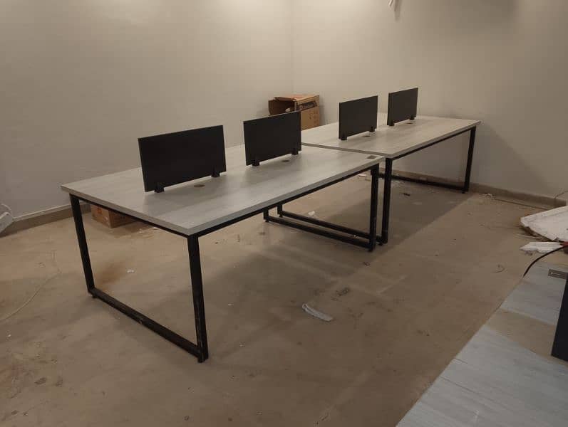 Workstation Size 8x4 Rs-24500 , 6 Person Seating office Table - Office ...