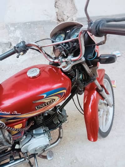 United 100 Red Color Best Bike - Standard - 1101664228