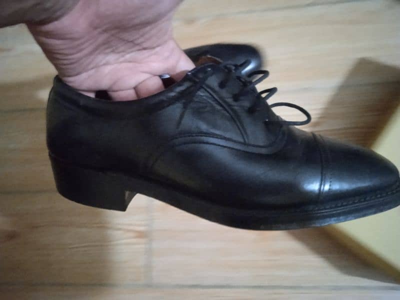 UK made shose each for 3000 - Footwear - 1093093075