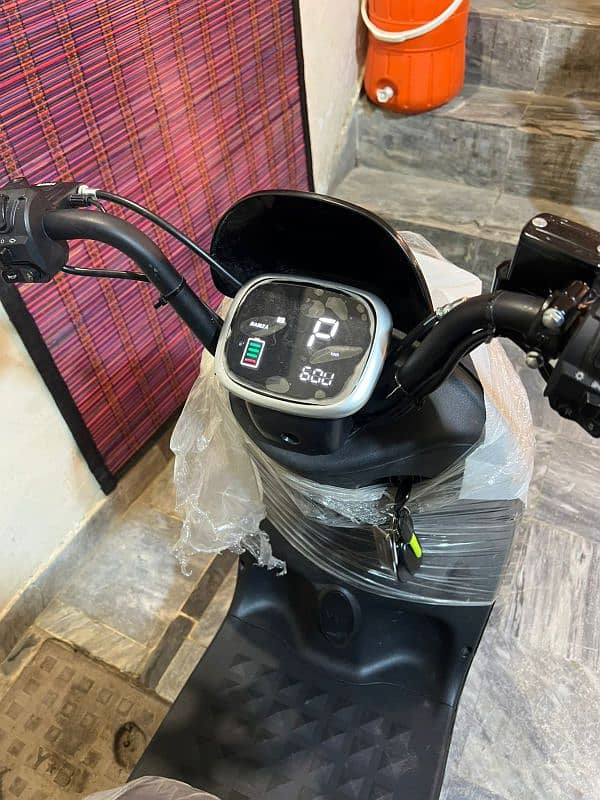 ramza yari electric scooty 2025 - Electric - 1100931755