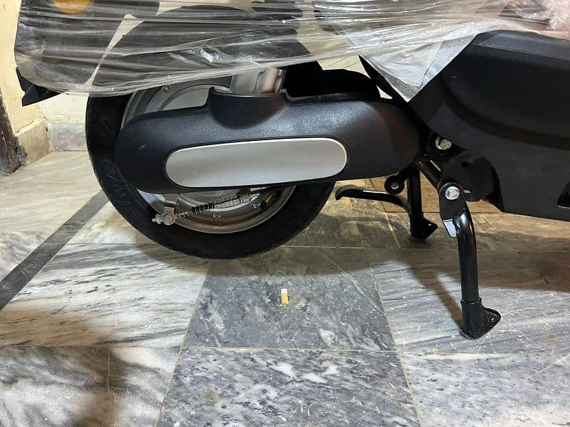 ramza yari electric scooty 2025 - Electric - 1100931755