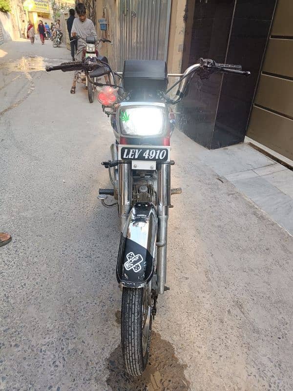 Power CD 70 engine 10/10 body 10/9.5exchange possible with Honda 125 ...