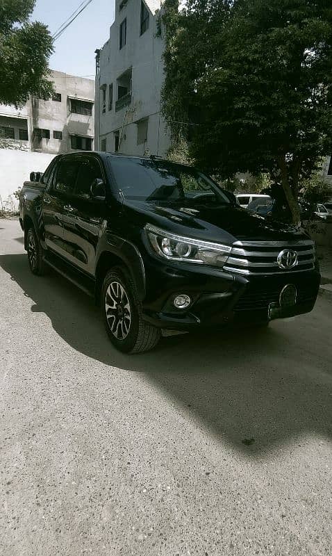 Toyota Hilux revo R 2019 original condition - Cars - 1101838285