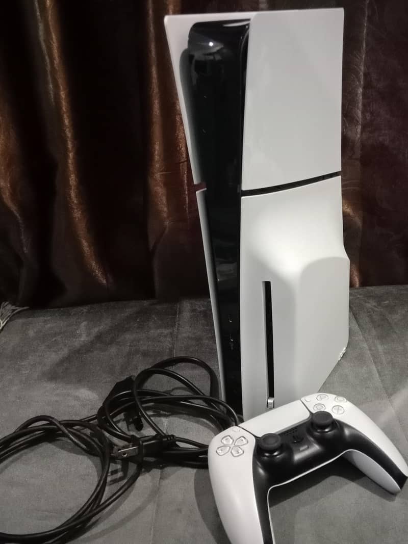Ps5 slim (disk edition) - Gaming Consoles - 1101930557