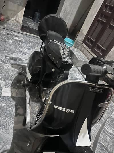 Used Vespa P150x 1981 model for sale in sadiqabad - Standard - 1101949831