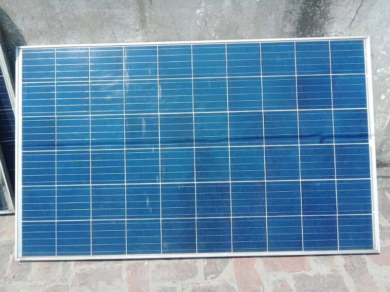 Solar Plates - Solar Panels - 1101966203