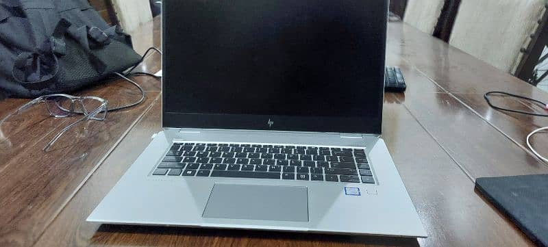 Hp elitebook 1050 g1 for gaming - Laptops - 1102024669