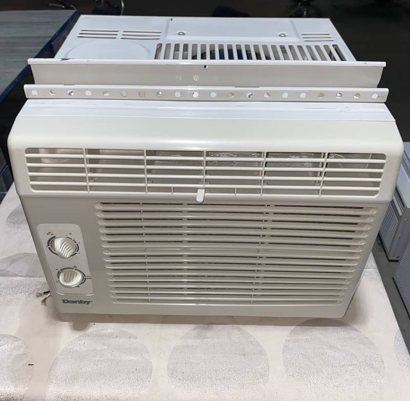 Windows Ship Ac Inverter Technology - Air Conditioners - 1102030228