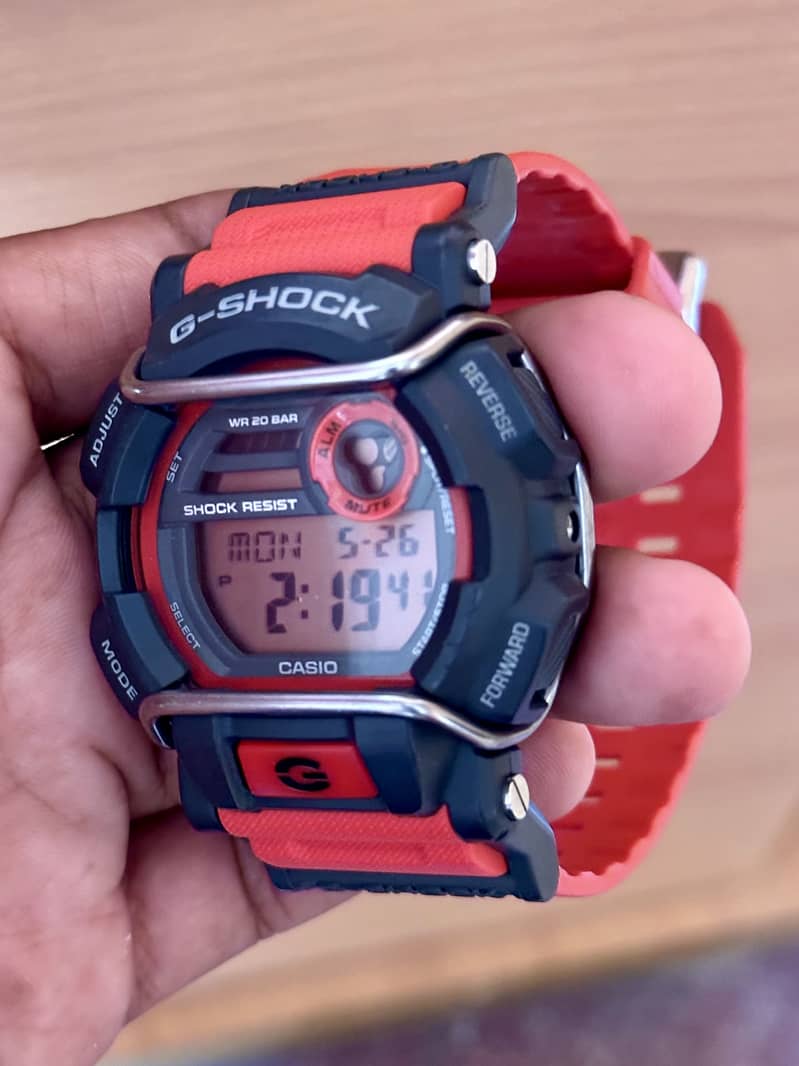 Casio G-Shock GD-400-4DRR - Watches - 1102118967