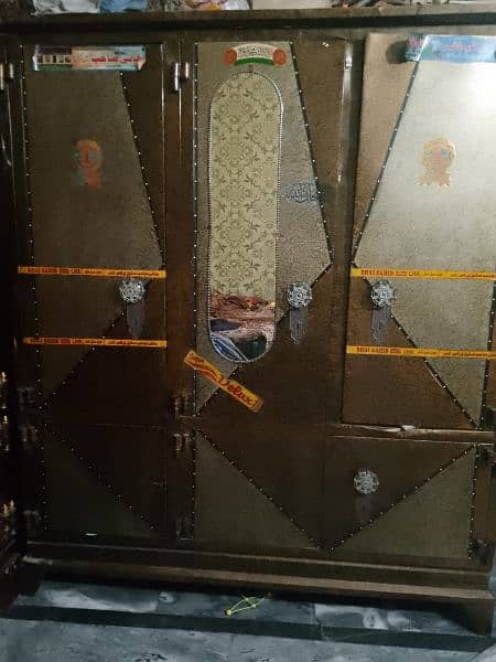 3 door iron Wardrobe / Cupboard / Almari / Almirah - Wardrobes - 1102164388