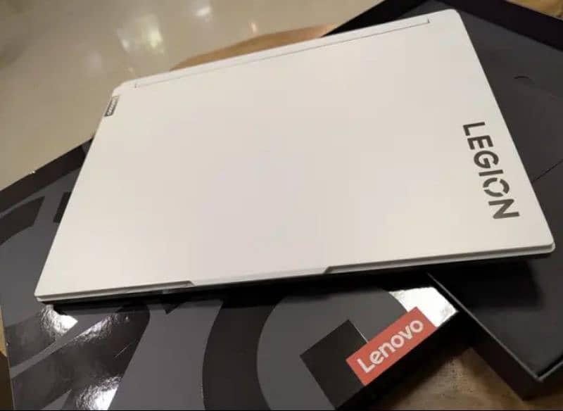 Lenovo Legion 7i – with RTX 4070 - Laptops - 1102293356