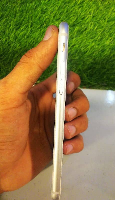iphone 8 Fresh 4 Month sim working - Mobile Phones - 1102353225