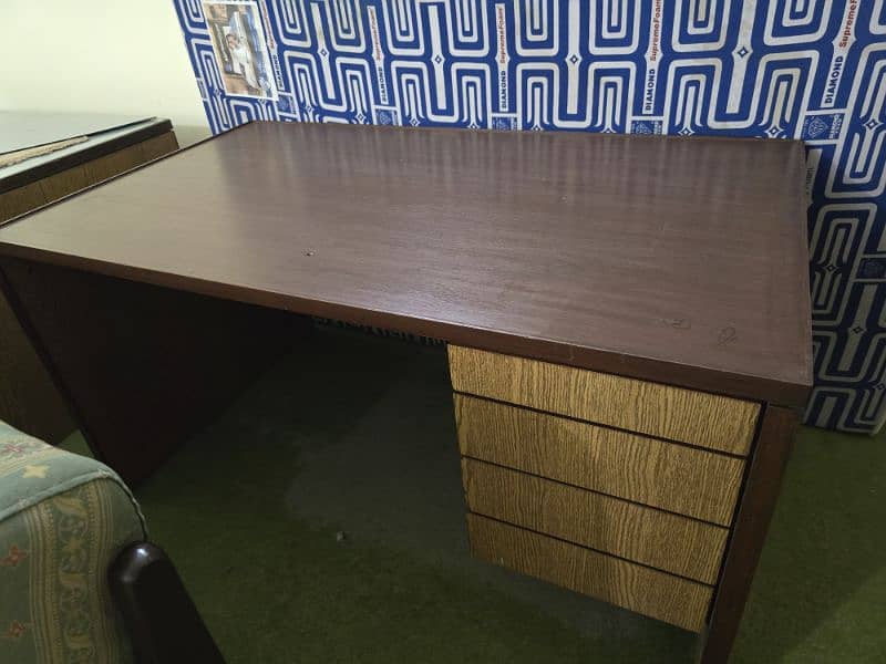 Executive Office Tables - Office Tables - 1102374915