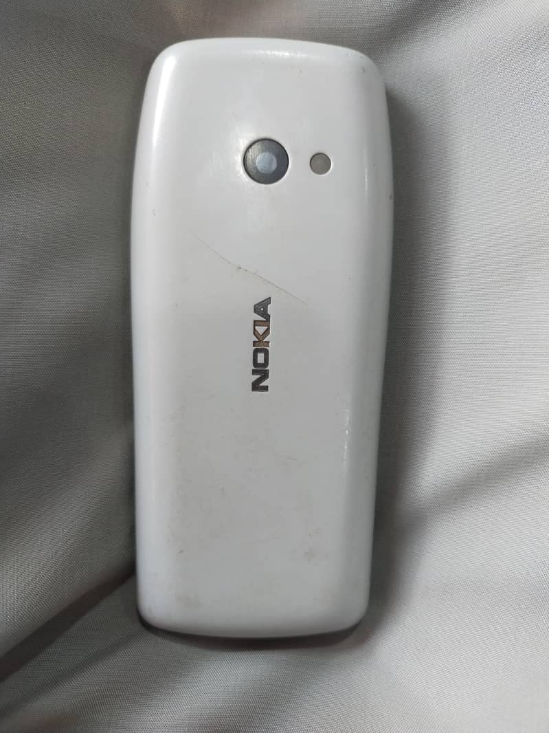 Nokia 210 - Mobile Phones - 1102396489