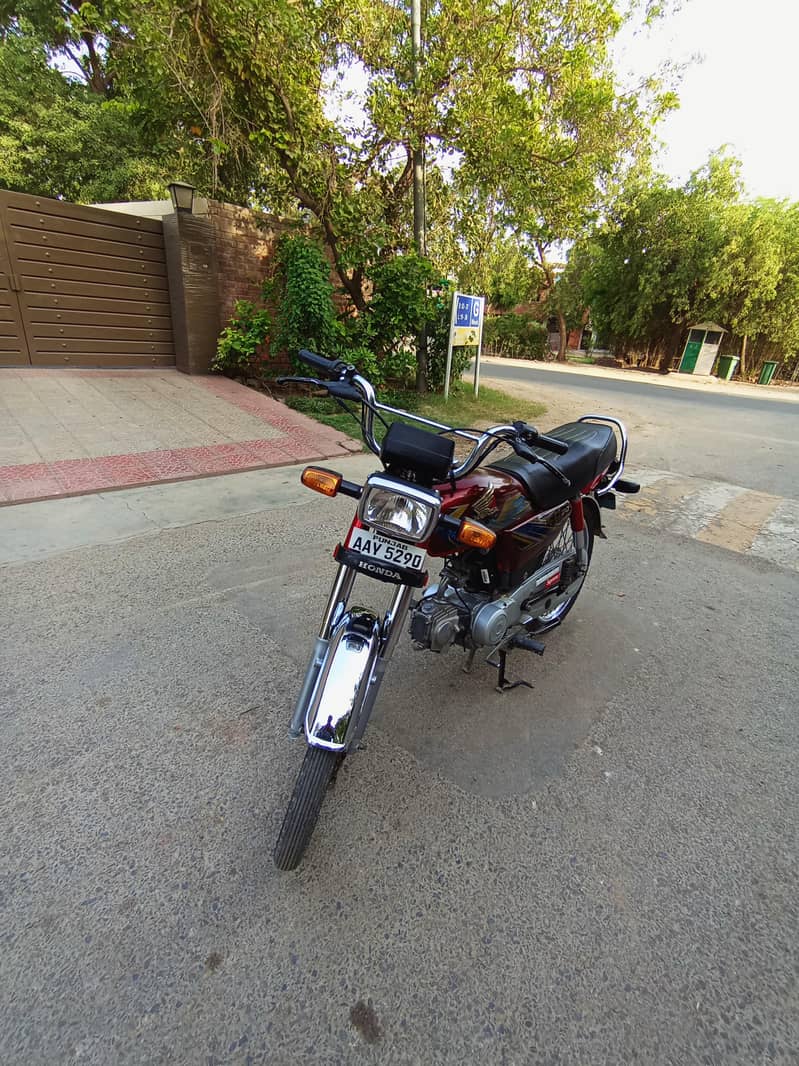 Honda CD 70 2020/21 brand new condition - Standard - 1102539770