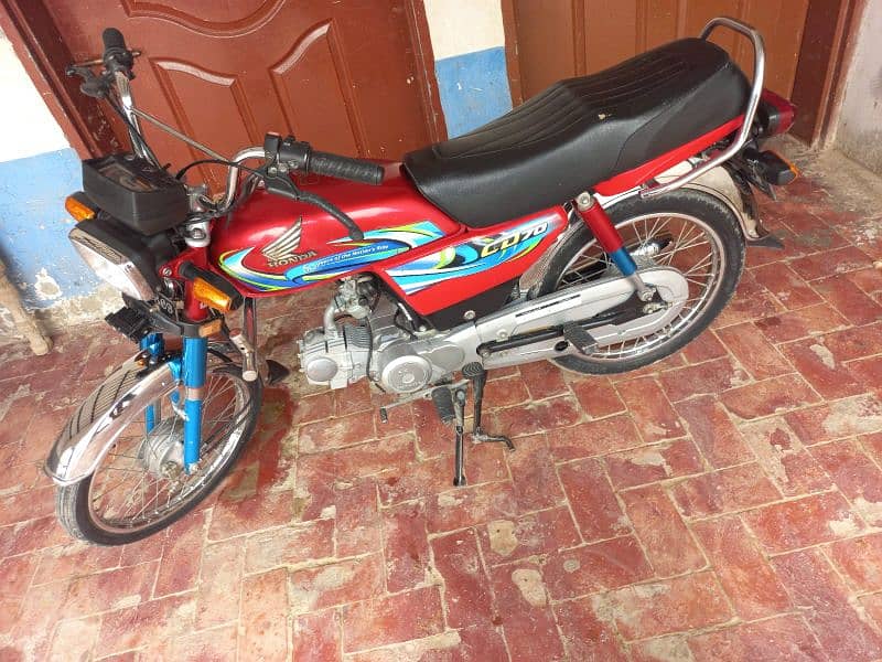 Honda CD 70 model 2023/24. . . . . - Standard - 1102634024
