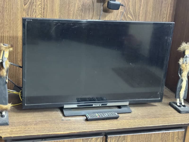 Sony Bravia 32 inch LED - Televisions - 1102634210