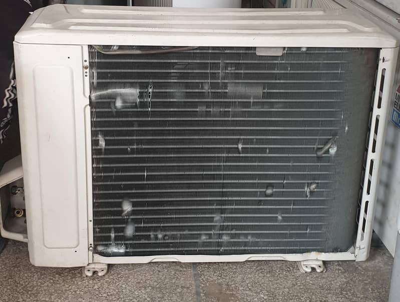 Dawlance Non-Inverter - Air Conditioners - 1102672035