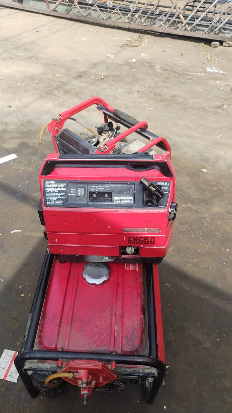 Soundless Generator (Honda EX650) - Generators - 1102698320