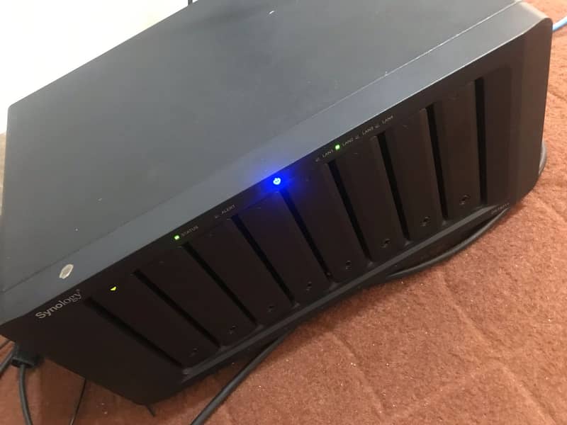 8 BAY Diskstation by Synology | Model NAS DS1821+ - Servers - 1102716988