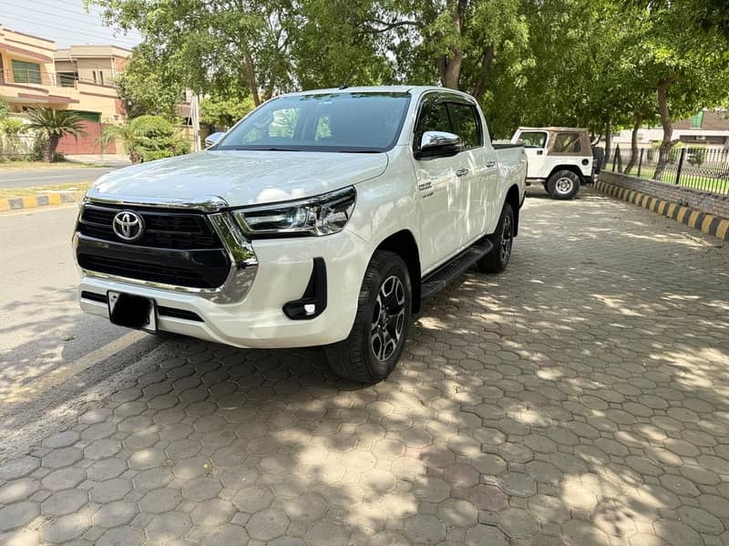 Toyota Hilux Revo new shape - Cars - 1102819727