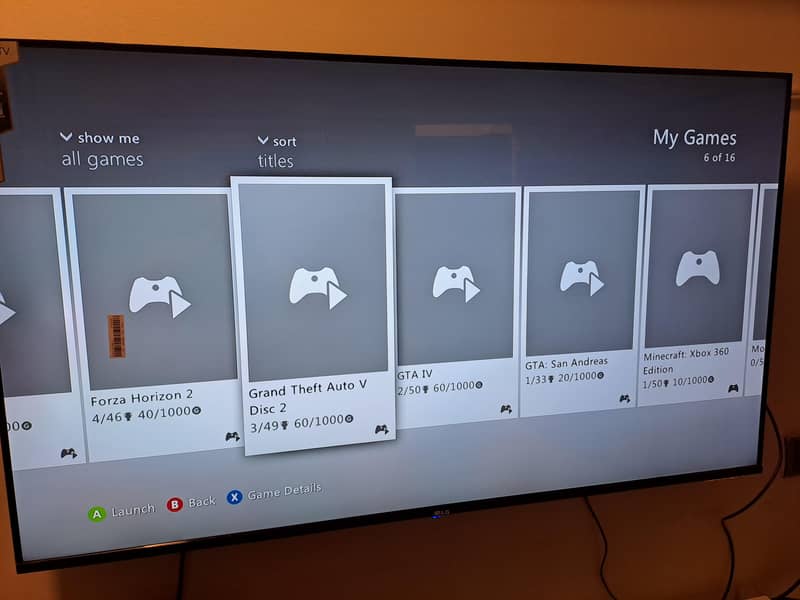 Xbox 360 Slim - Gaming Consoles - 1102903498