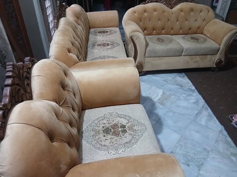 Sofa Set | 6 Seater Luxury Sofa Set | olx | Almost New - Sofas - 1102674708
